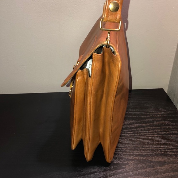 Susan Gail | Bags | Vintage Susan Gail Italy Tan Leather Shoulder Bag ...